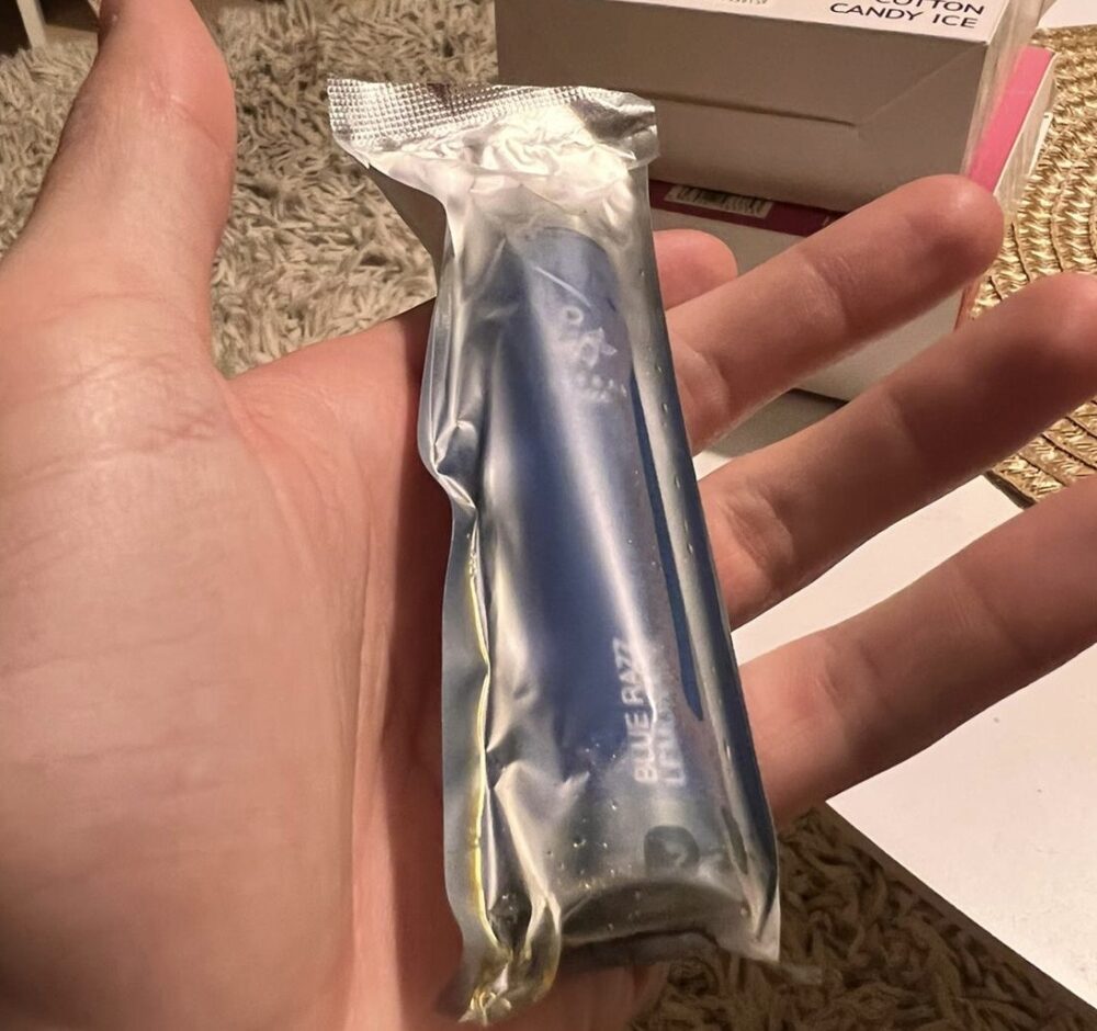 Fake Vapes: The Ultimate Guide to Spotting Counterfeit Vapes and ...